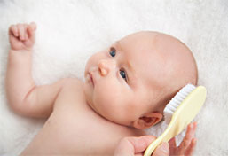 Los Primeros Cuidados del Bebé en Casa